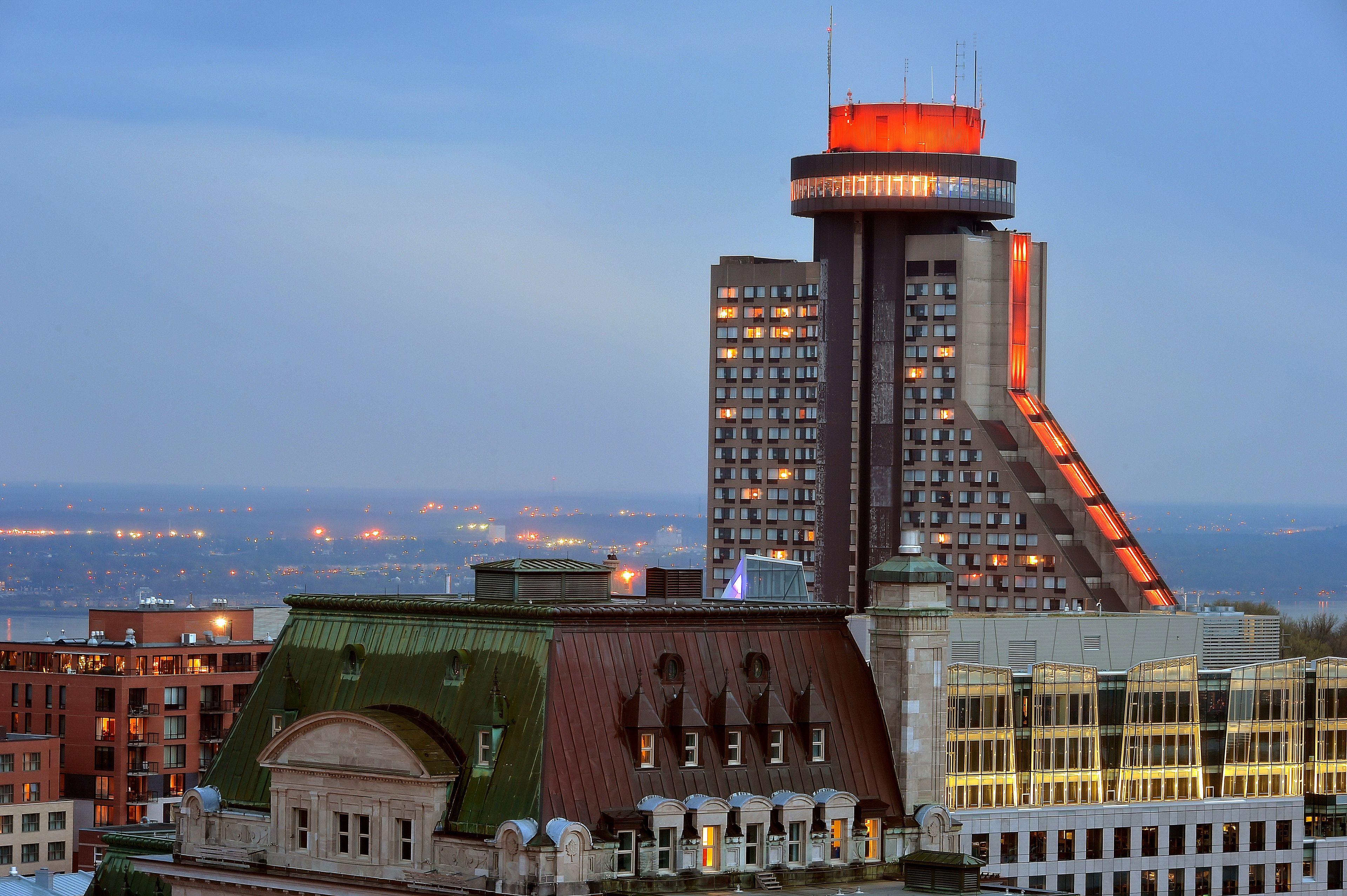 HOTEL LE CONCORDE QUEBEC | HÉBERGEMENT CONTEMPORAIN AVEC UNE VUE SUR LE ...